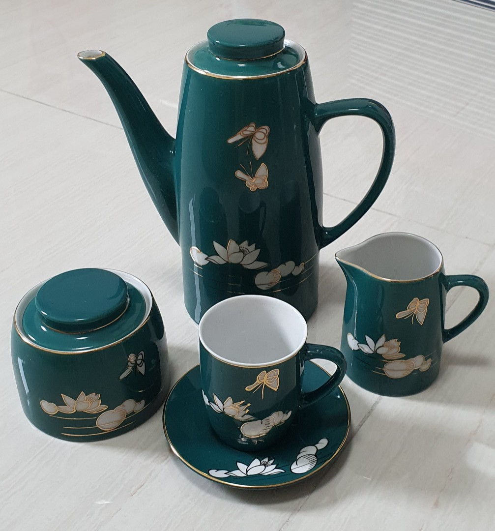 Beautiful colour Tea Set., Furniture & Home Living, Kitchenware ...