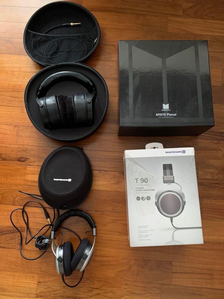Beyerdynamic T90 and Monolith M1070 headphone set, Audio, Headphones ...
