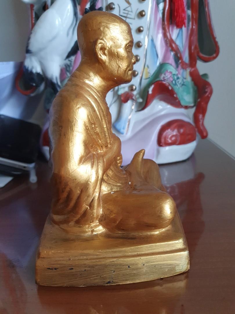 Bucha somdej toh wat rakang 4inch lap, Hobbies & Toys, Memorabilia ...