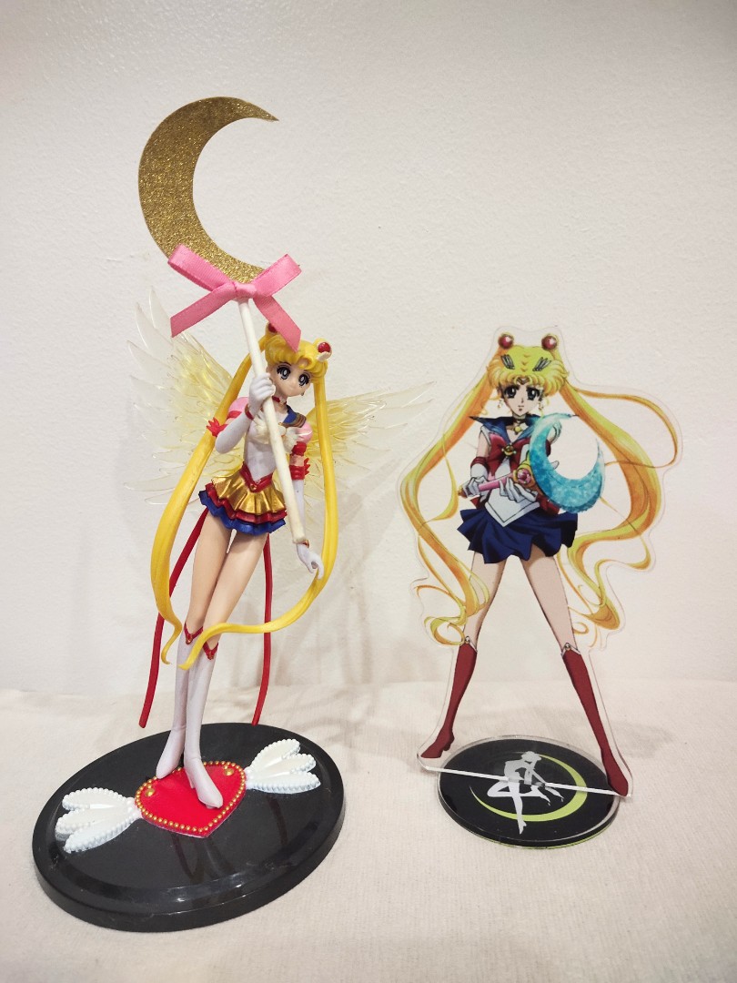 Bundle Sailor Moon Usagi Tsukino Anime Toy Figure and Acrylic Stand ...