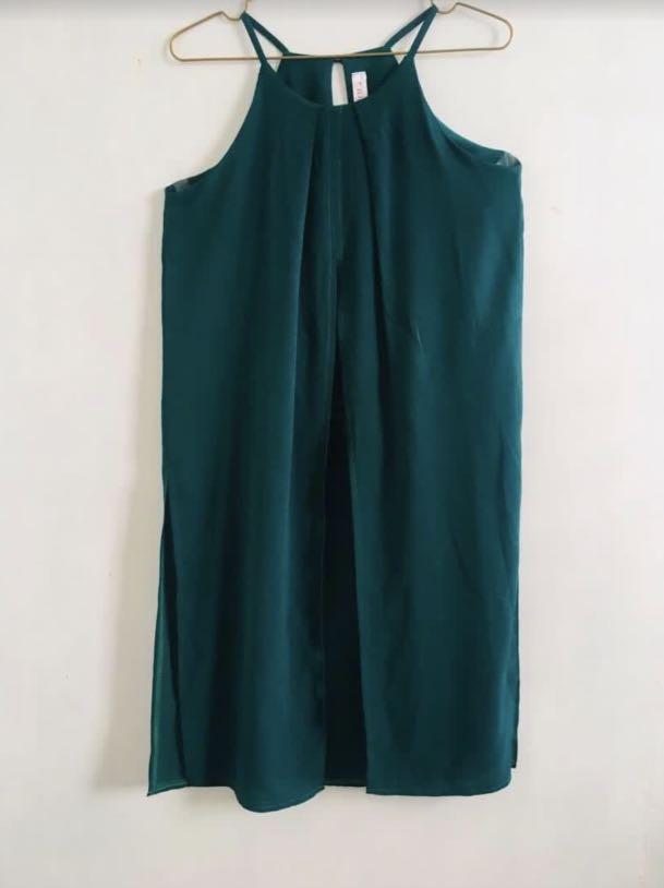 Celest’ Emerald Green Halter Top, Women's Fashion, Dresses & Sets ...
