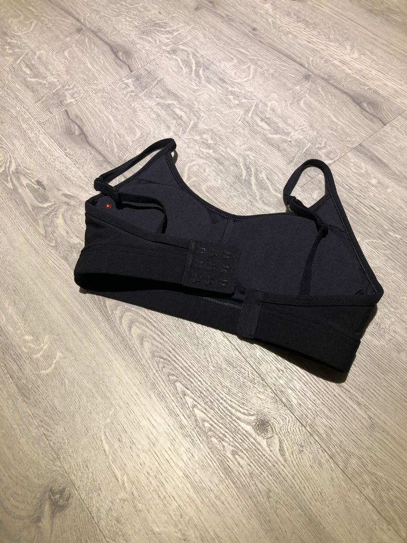 Lorna Jane hook bra top, Women's Fashion, Activewear on Carousell