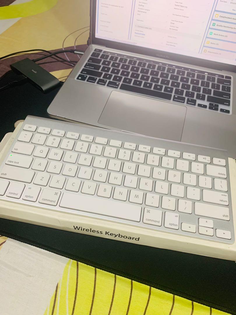 Original APPLE MAGIC KEYBOARD GEN 1, Computers & Tech, Parts ...