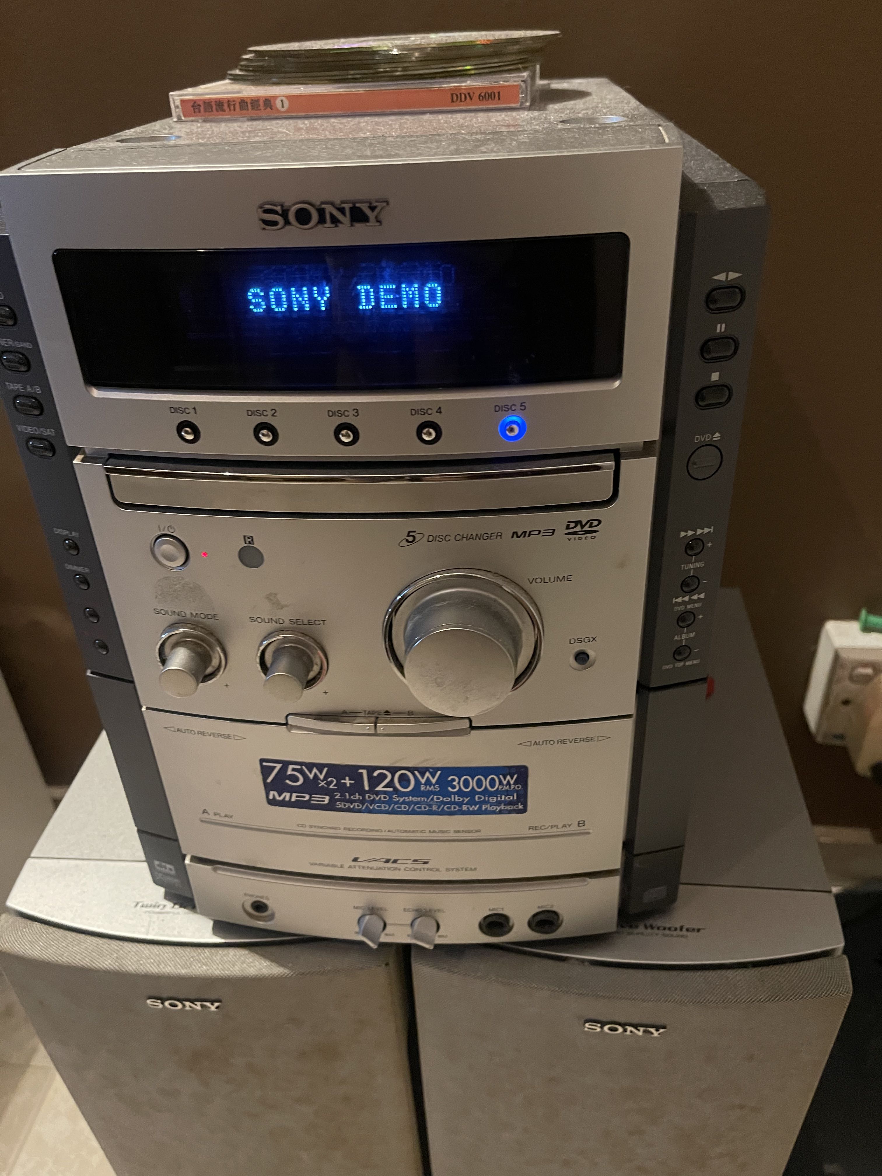 Sony Audio player with speakers, Audio, Portable Music Players on Carousell