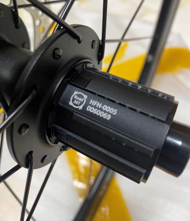 Alexrims RXD6 700c Wheels (Thru Axles) from Canyon Roadlite 7 (Preloved ...