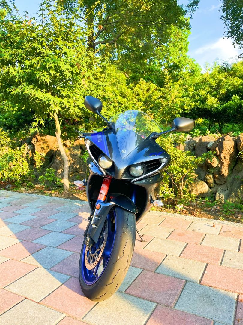 YAMAHA R1 TCS, 機車, 重機在旋轉拍賣