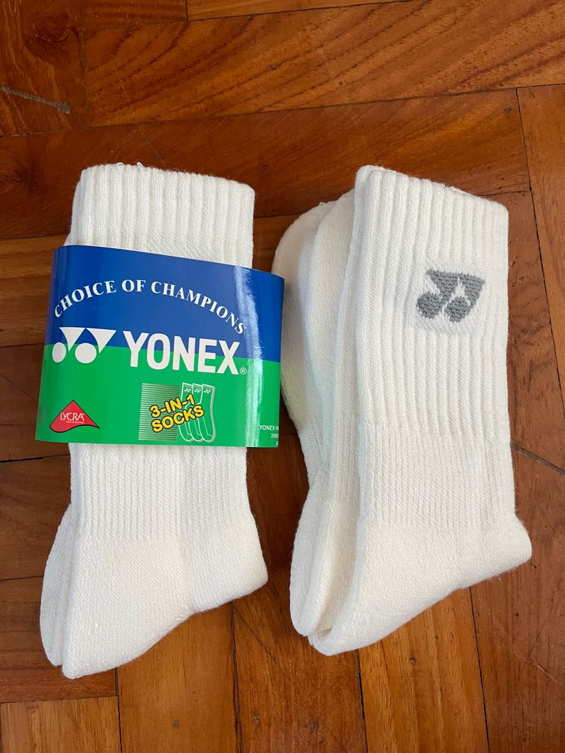 Yonex Socks, Men's Fashion, Watches & Accessories, Socks on Carousell