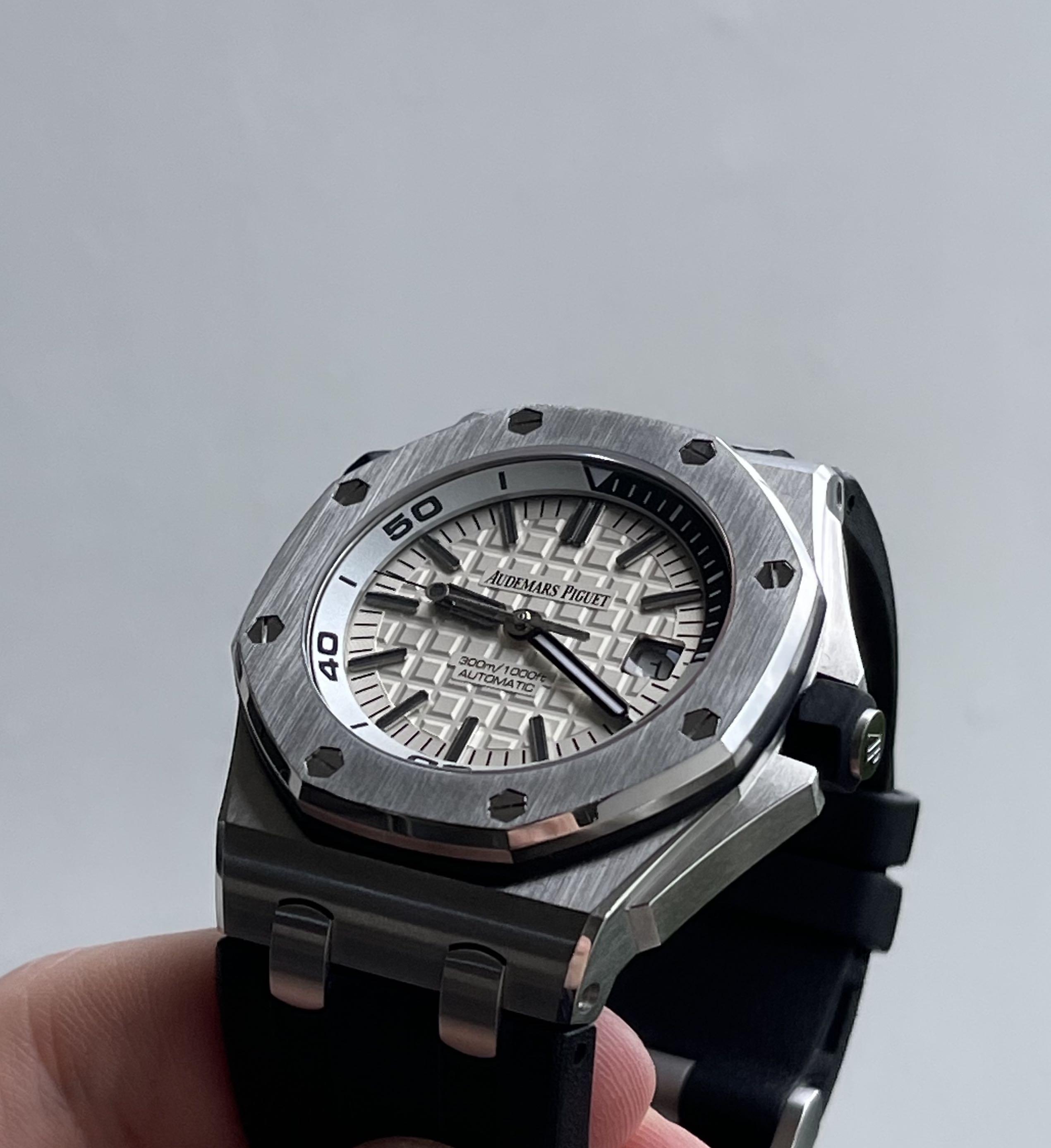 Audemars Piguet Royal Oak Offshore Diver 15710St AP Diver, Luxury ...