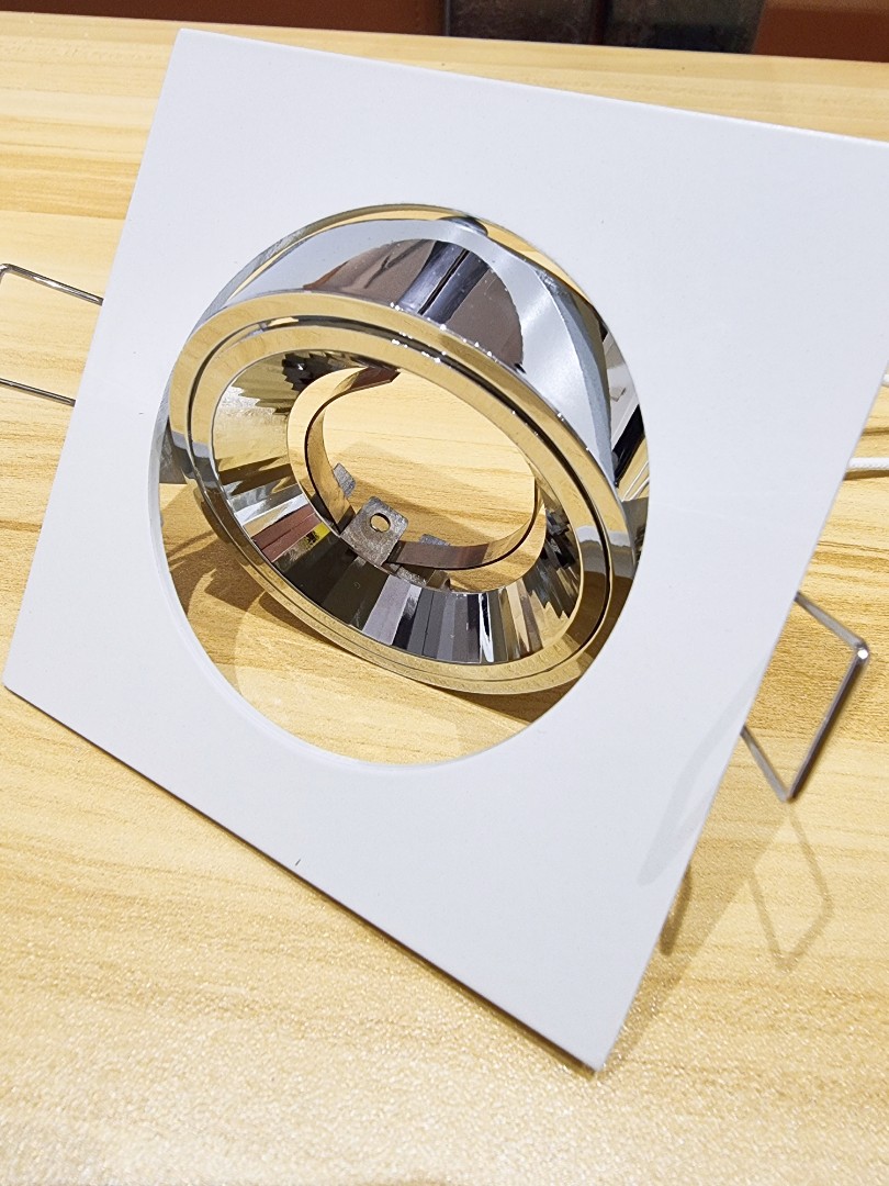 (BNIB) LED Spotlight Socket Casing GU10, Furniture & Home Living ...