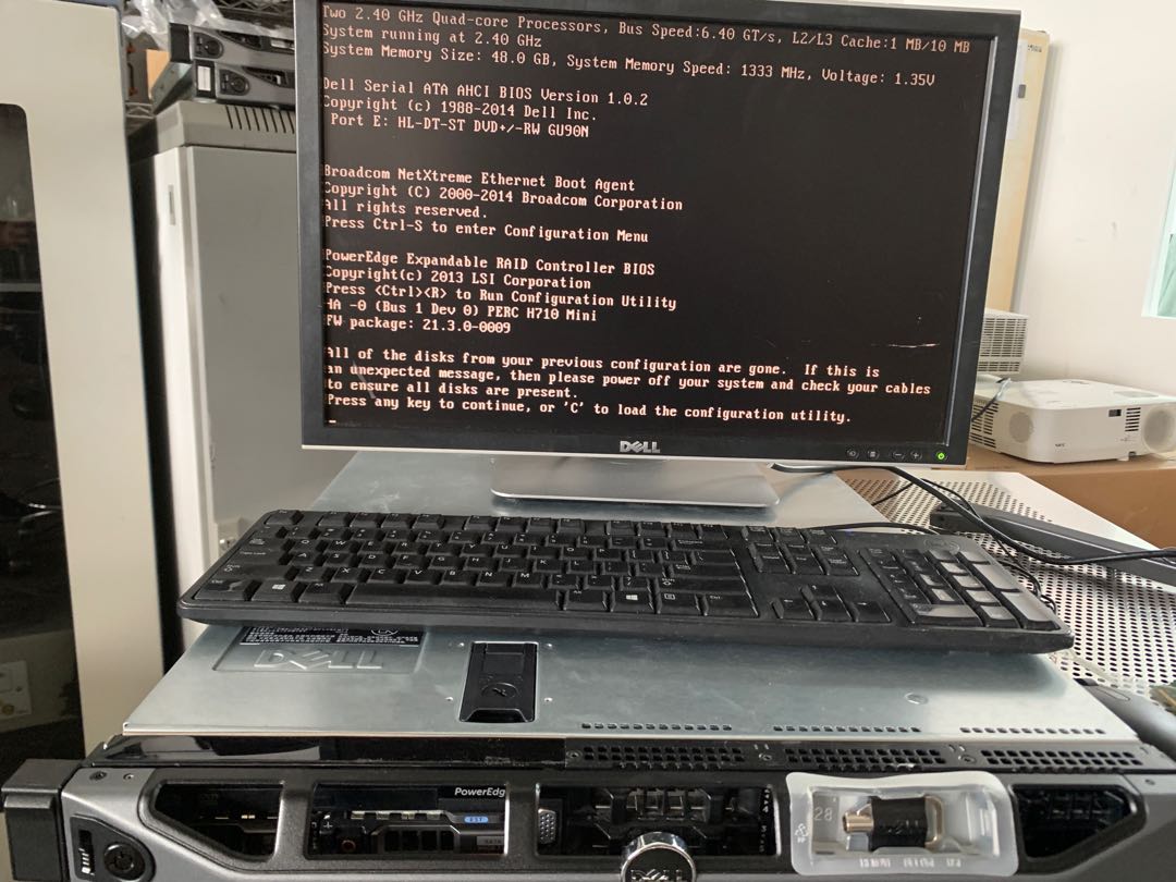Dell PowerEdge R420 Server, Computers & Tech, Desktops on Carousell