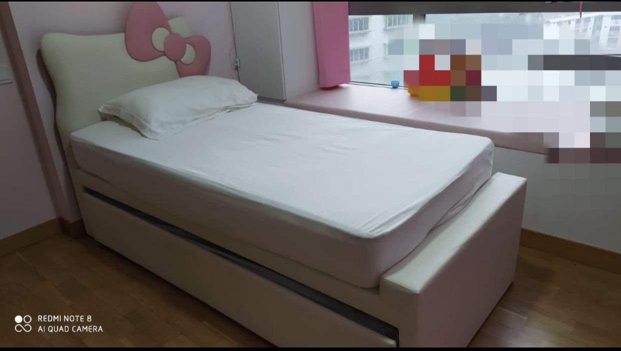 Hello Kitty Bed Frame, Furniture & Home Living, Furniture, Bed Frames ...