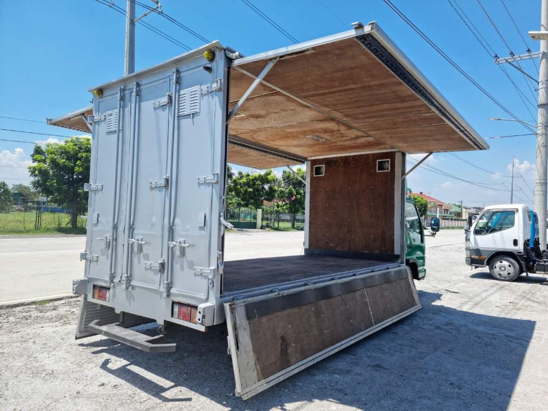 Isuzu elf wing van 15ft 2021 model, Special Vehicles, Heavy Vehicles on ...