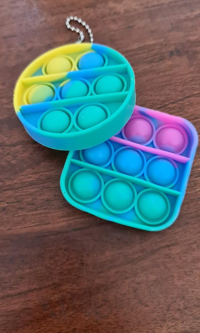 Mini pop-its, Hobbies & Toys, Toys & Games on Carousell