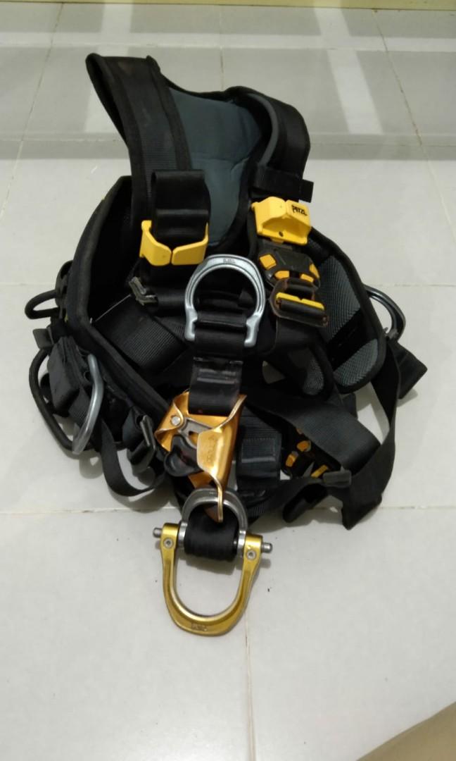 PETZL Astro Harness size 1, Sports Equipment, Other Sports Equipment ...