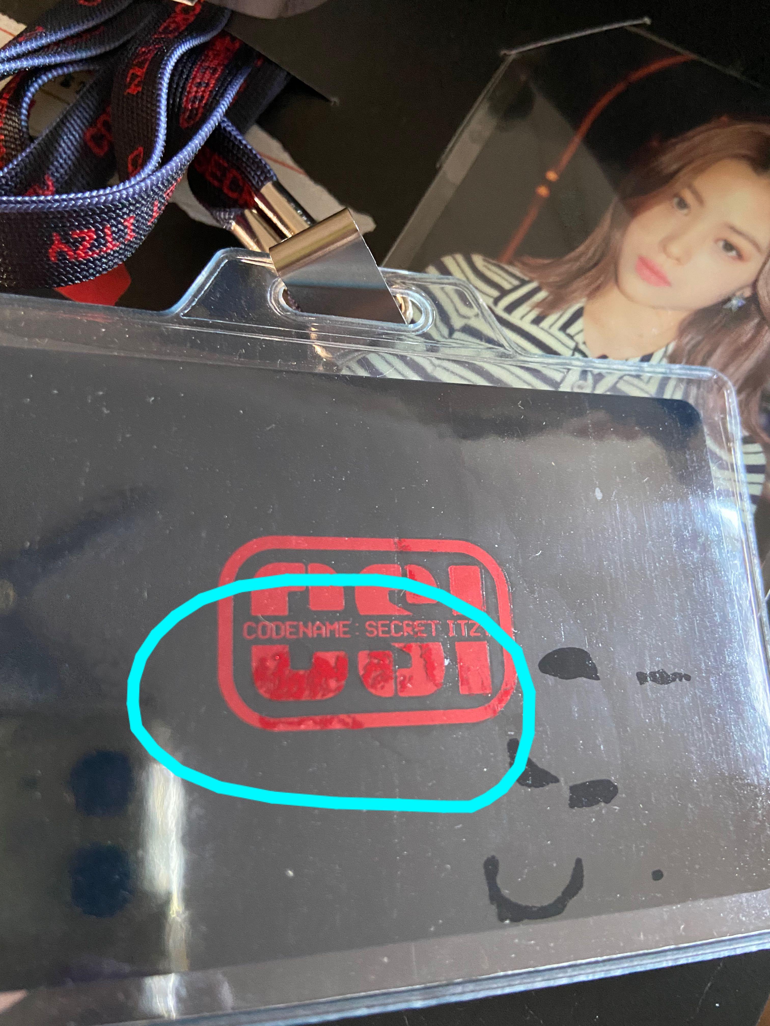 Ryujin itzy csi ID card, Hobbies & Toys, Memorabilia & Collectibles, K ...