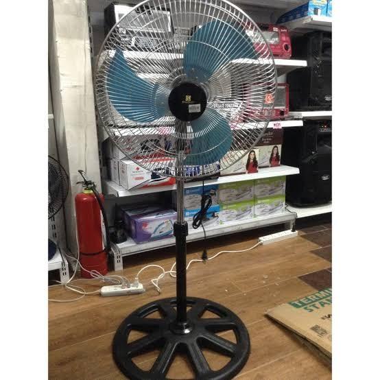 STANDARD TERMINATOR STAND FAN 18INCH, Furniture & Home Living, Lighting ...