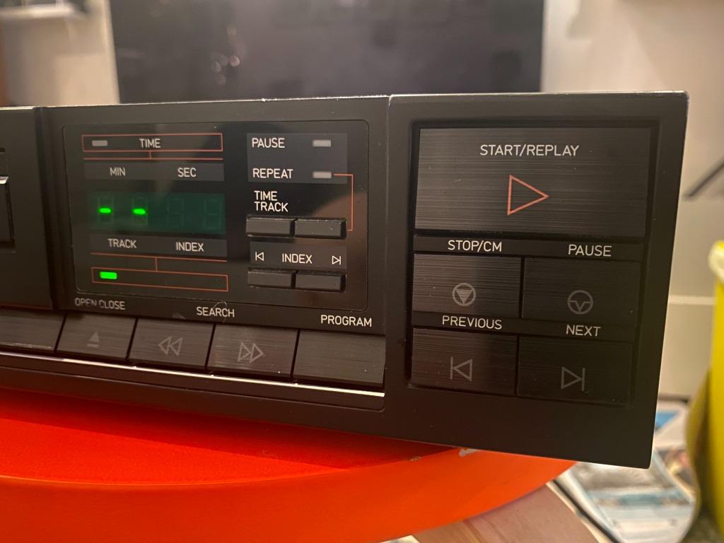 Vintage Philips CD160 CD Player (circa 1986, local 220V), Audio, Other ...