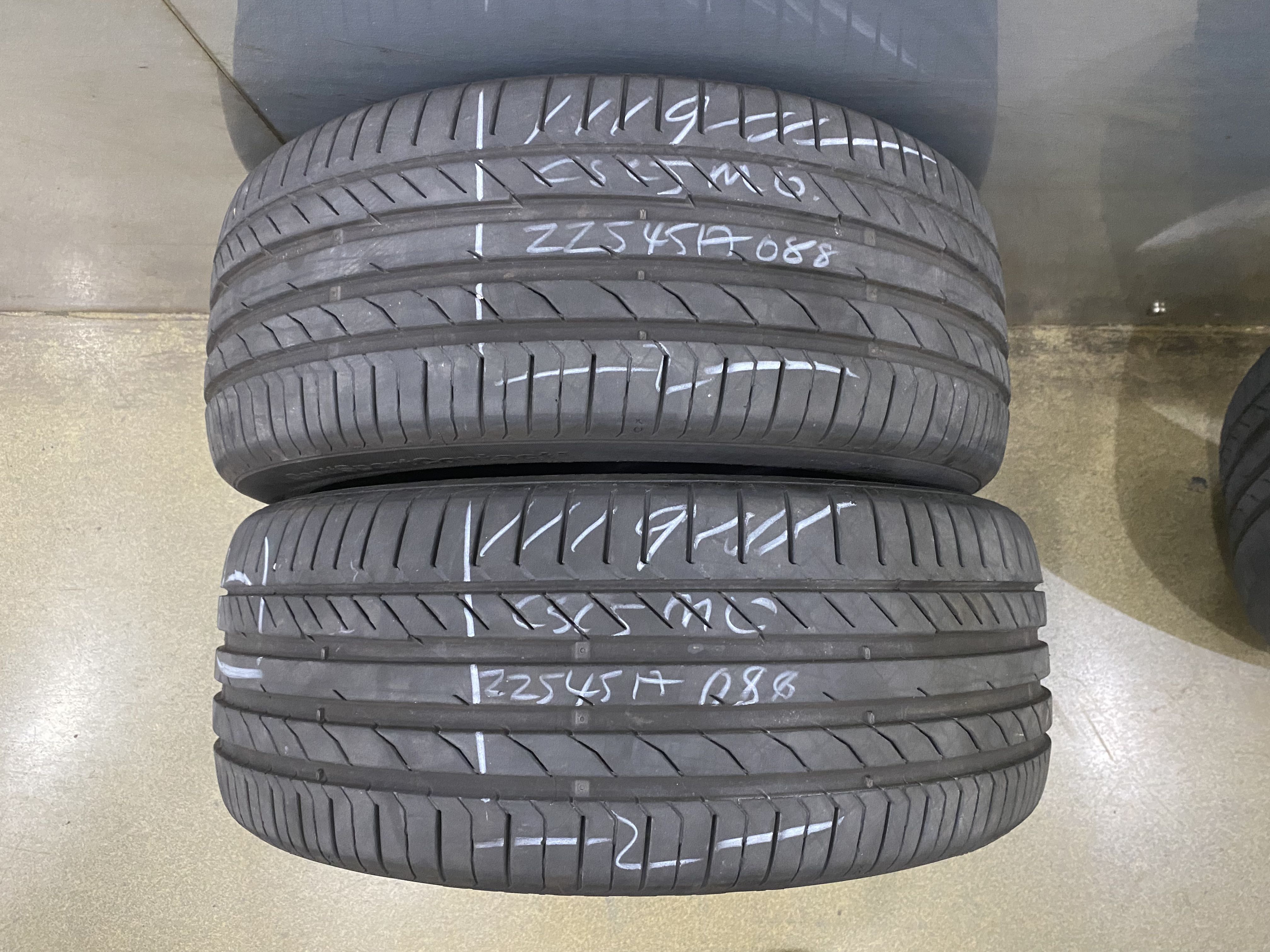 225/45/17 continental csc5 used $70x2, Car Accessories, Tyres & Rims on ...