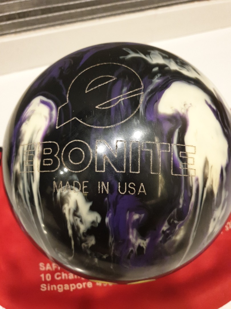 Ebonite Maxim Bowling Ball - 11 lbs, Sports Equipment, Sports & Games ...