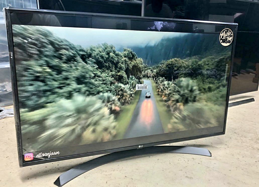 LG 43吋 43inch UM7600 4k smart tv, 家庭電器, 電視 & 其他娛樂, 電視 - Carousell