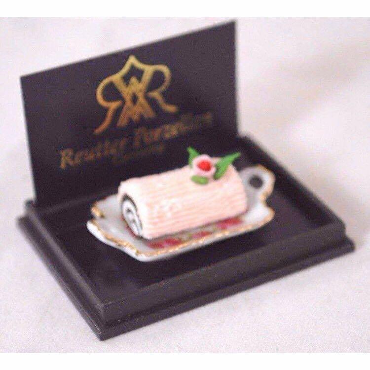 (Reserved) New Reutter Porzellan Germany Porcelain miniatures and ...