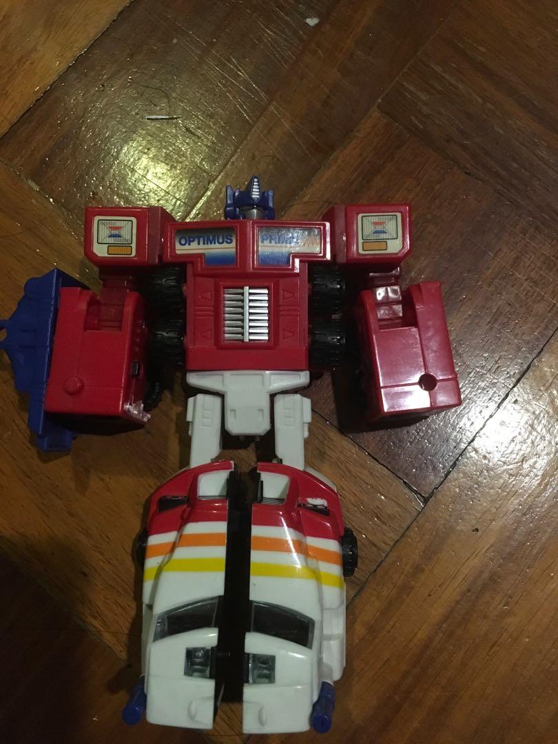 Transformer Generation 2 Sureshot Optimus Prime 1993, Hobbies & Toys ...