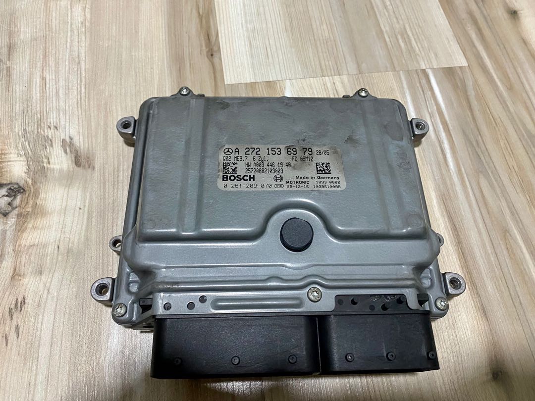 W221 Engine ECU, Car Accessories, Car Workshops & Services on Carousell