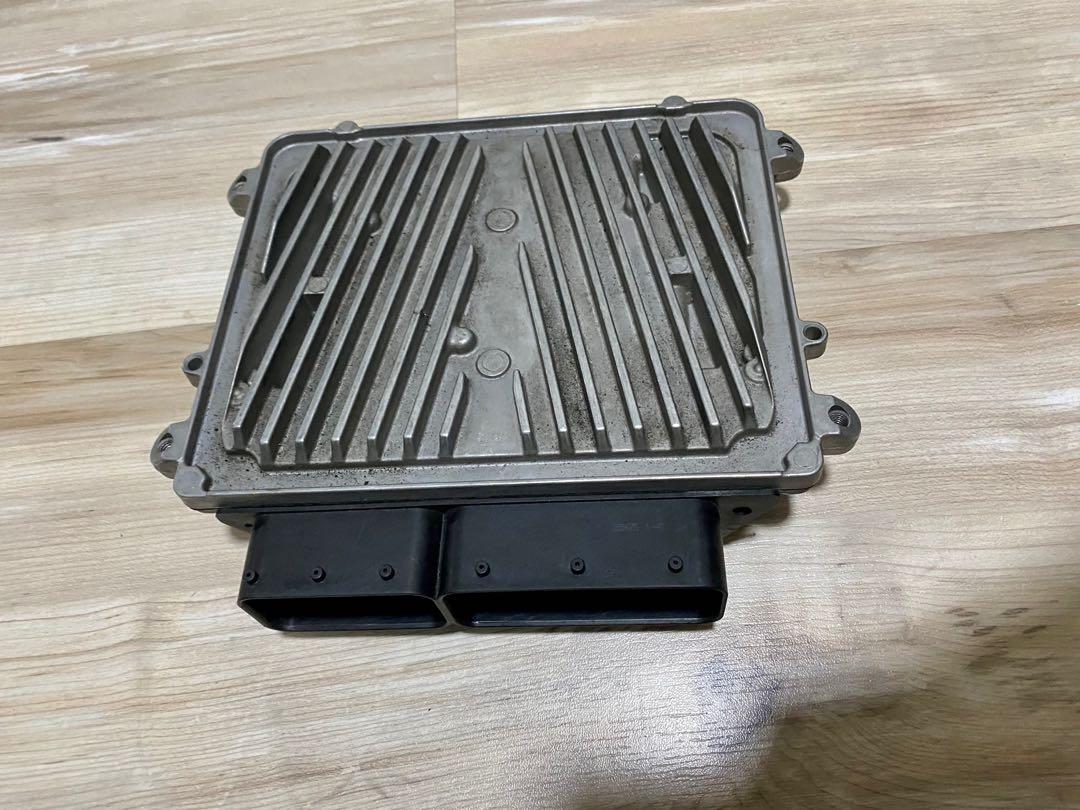 W221 Engine ECU, Car Accessories, Car Workshops & Services on Carousell