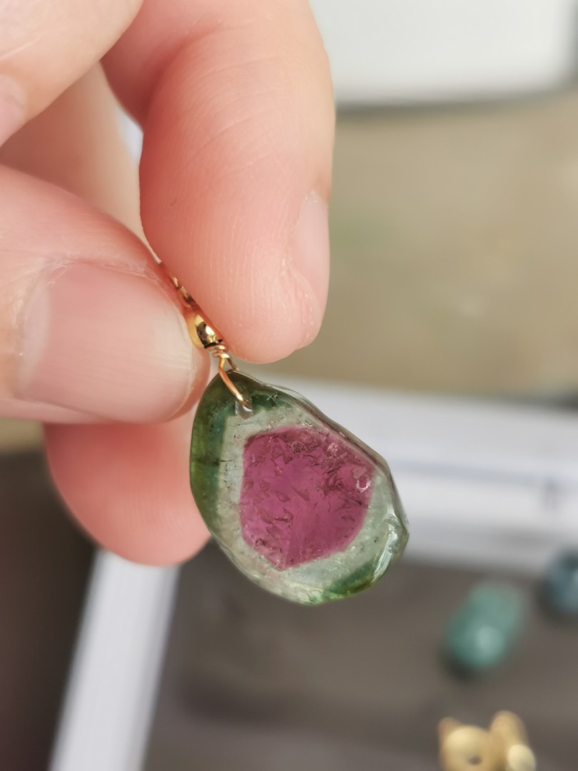 Watermelon tourmaline raw stone Pendent, Women's Fashion, Jewelry ...