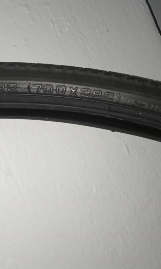 cst traveller 700 x 38 c, Sports Equipment, Bicycles & Parts, Parts ...