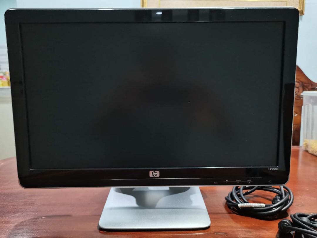 HP 2010i 20" DESKTOP MONITOR, Computers & Tech, Desktops on Carousell