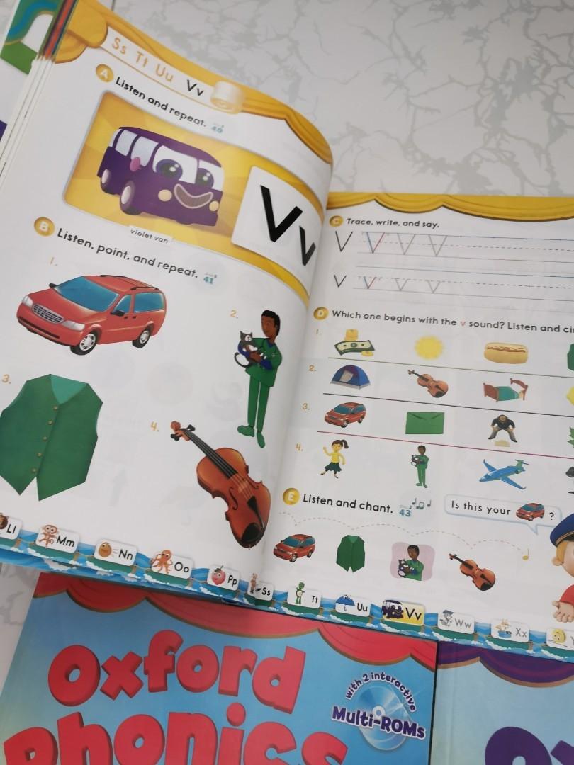 Oxford Phonics World Textbook (set of 5), Hobbies & Toys, Books ...