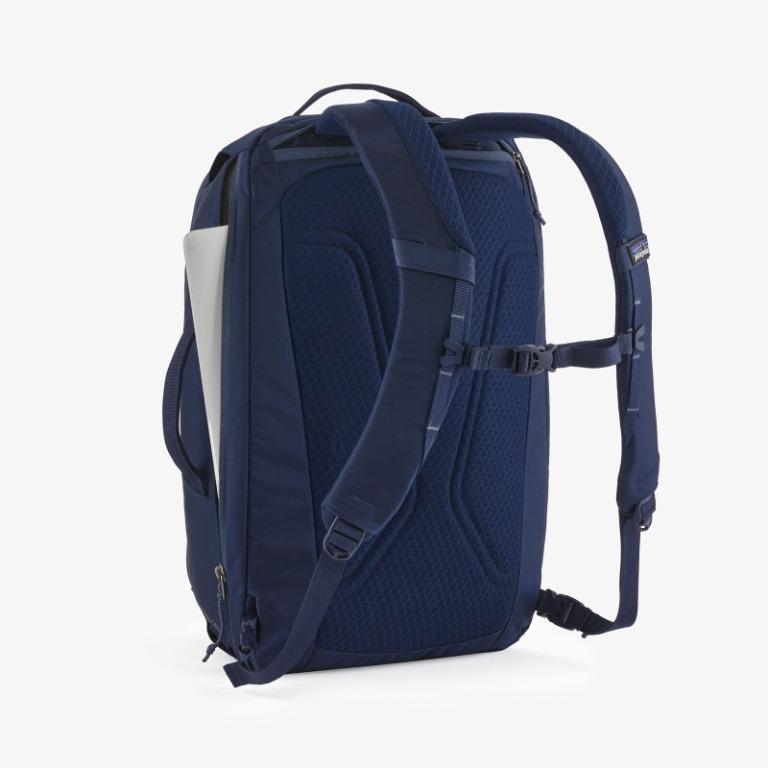 全新絕版 PATAGONIA Tres Pack 25L 藍色多功能包 男女合用, 男裝, 袋, 背包 - Carousell