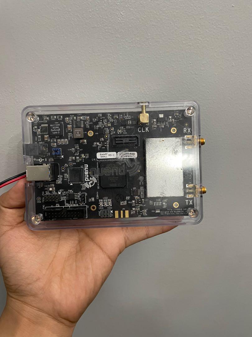 SDR Tranceiver bladeRF x SDR Software Defined Radio with Branded Case USB 3.0 Nuand, Computers ...