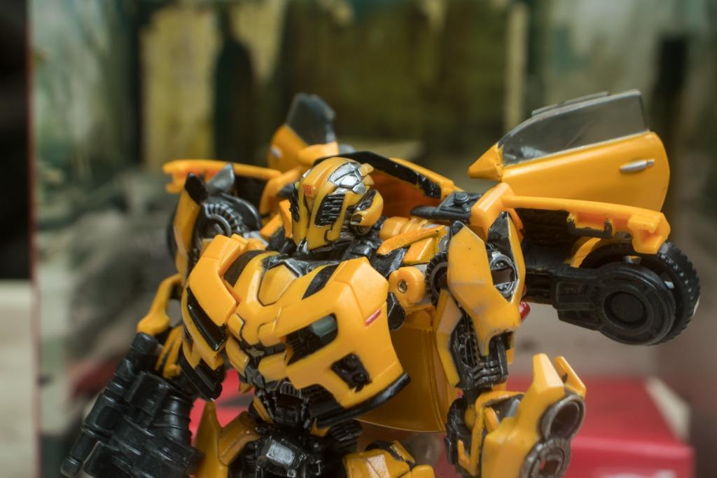 Transformers Studio Series 74 Bumblebee (Custom Repaint), Hobbies ...