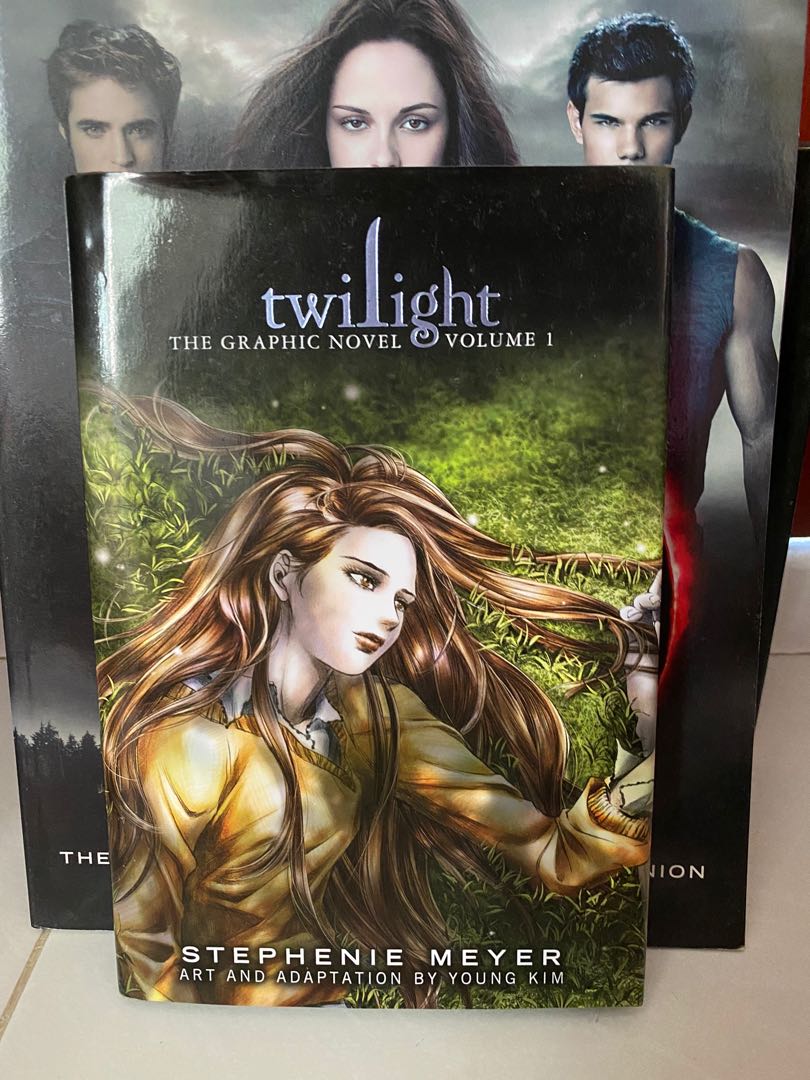 Twilight graphic novel, Hobbies & Toys, Books & Magazines, Fiction ...