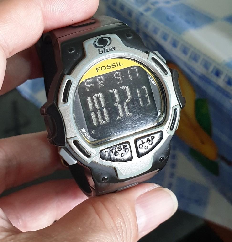 Vintage old school digital casio, guess, fossil and citizen watch., Men ...