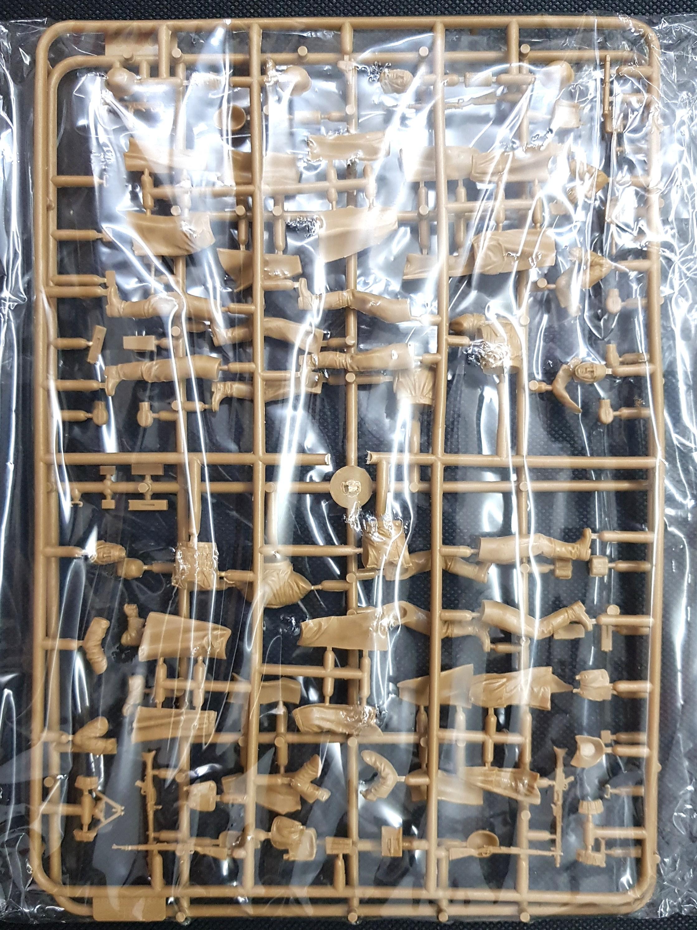 1/35 Master Box #35103 German Infantry 1941-1942, Cold Wind c/w 5 ...