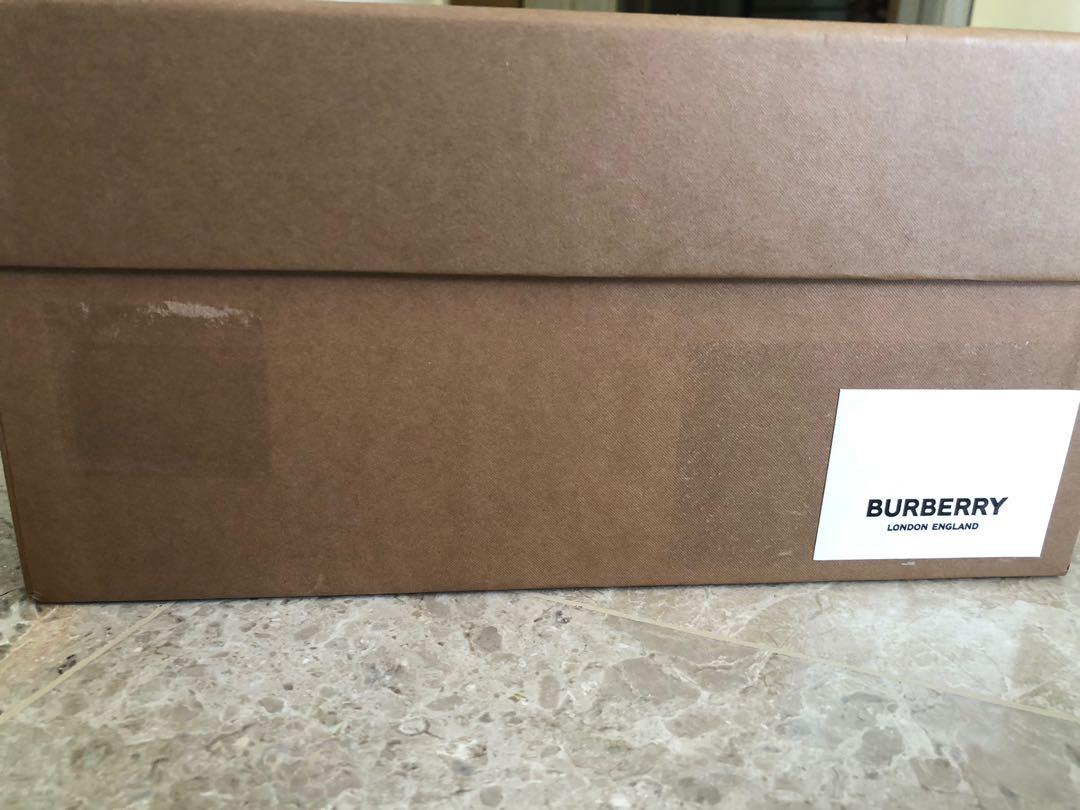 Authentic Burberry Shoe Box, Luxury, Accessories on Carousell