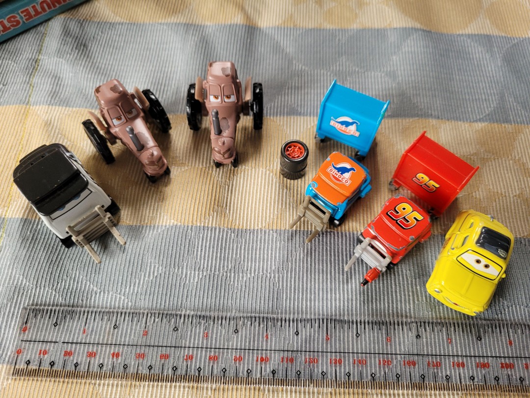 Die cast cars - pit crew disney pixar, Hobbies & Toys, Toys & Games on ...