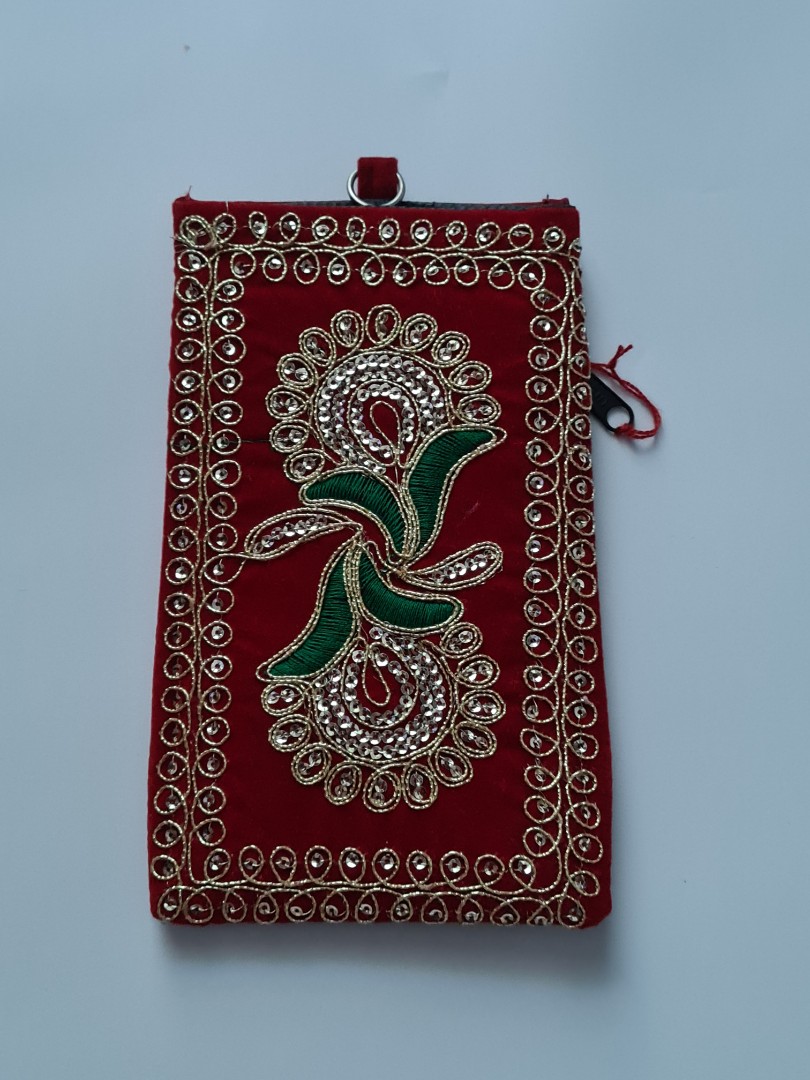 Handphone pouch, Women's Fashion, Bags & Wallets, Purses & Pouches on ...