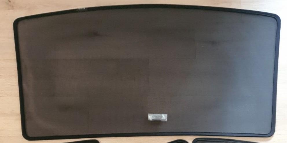 Mercedes w212 Rear Sun Shade, Car Accessories, Accessories on Carousell