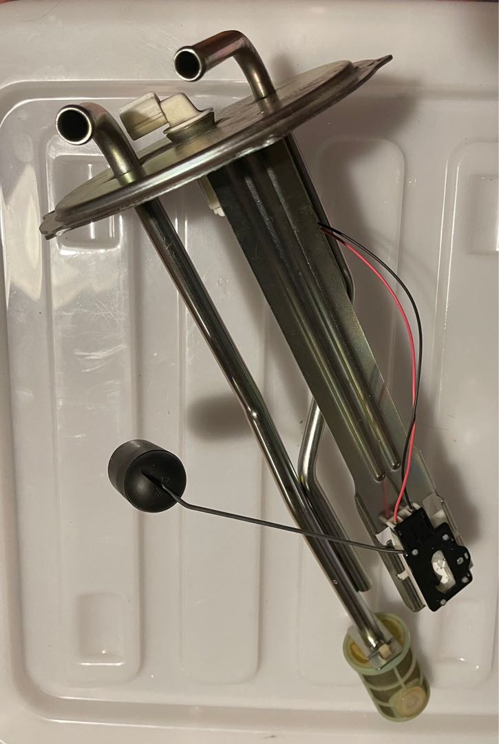 MONTERO GEN3 ( gas Floater ) New, Car Parts & Accessories, Maintenance ...