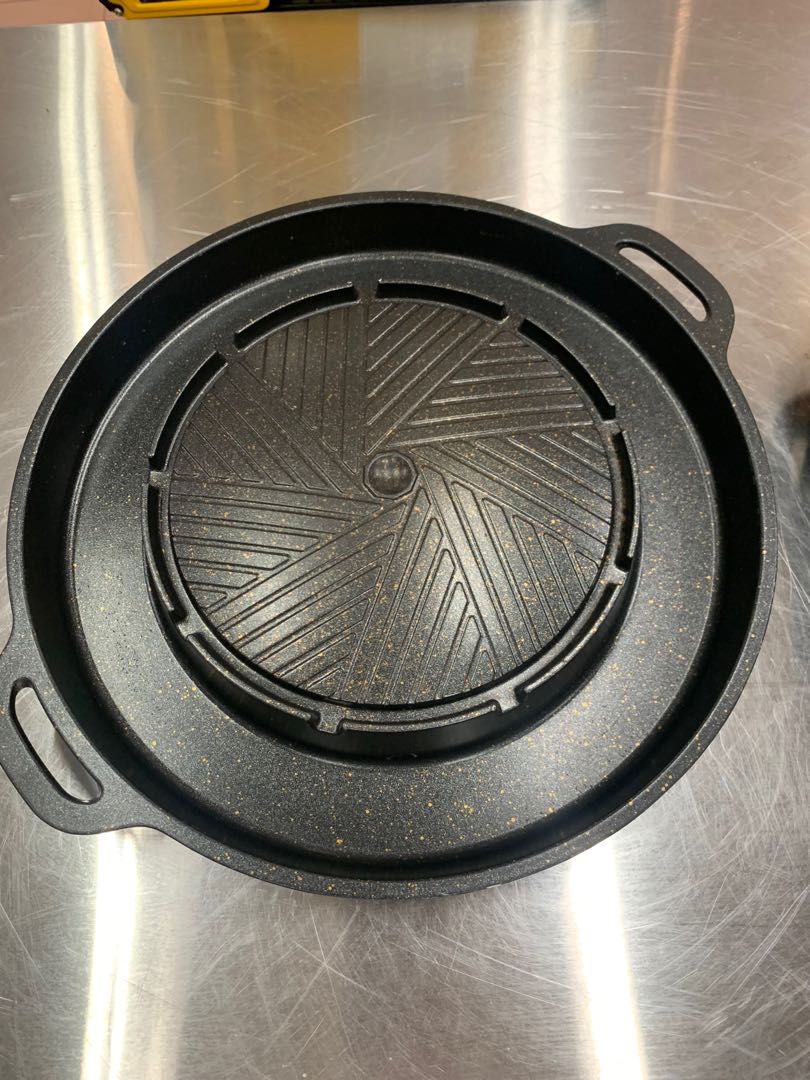 Mookata grill plate, Furniture & Home Living, Kitchenware & Tableware ...