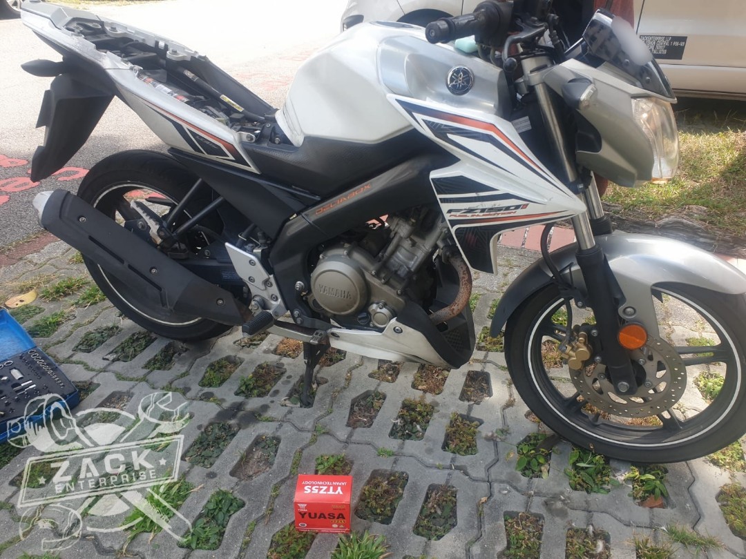 Motorcycle Battery Rescue (YAMAHA FZ150I), Motorcycles, Motorcycle ...