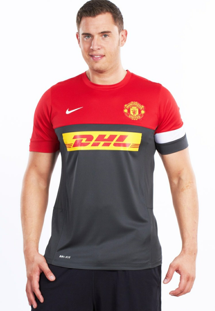 Nike DHL, Men's Fashion, Tops & Sets, Tshirts & Polo Shirts on Carousell