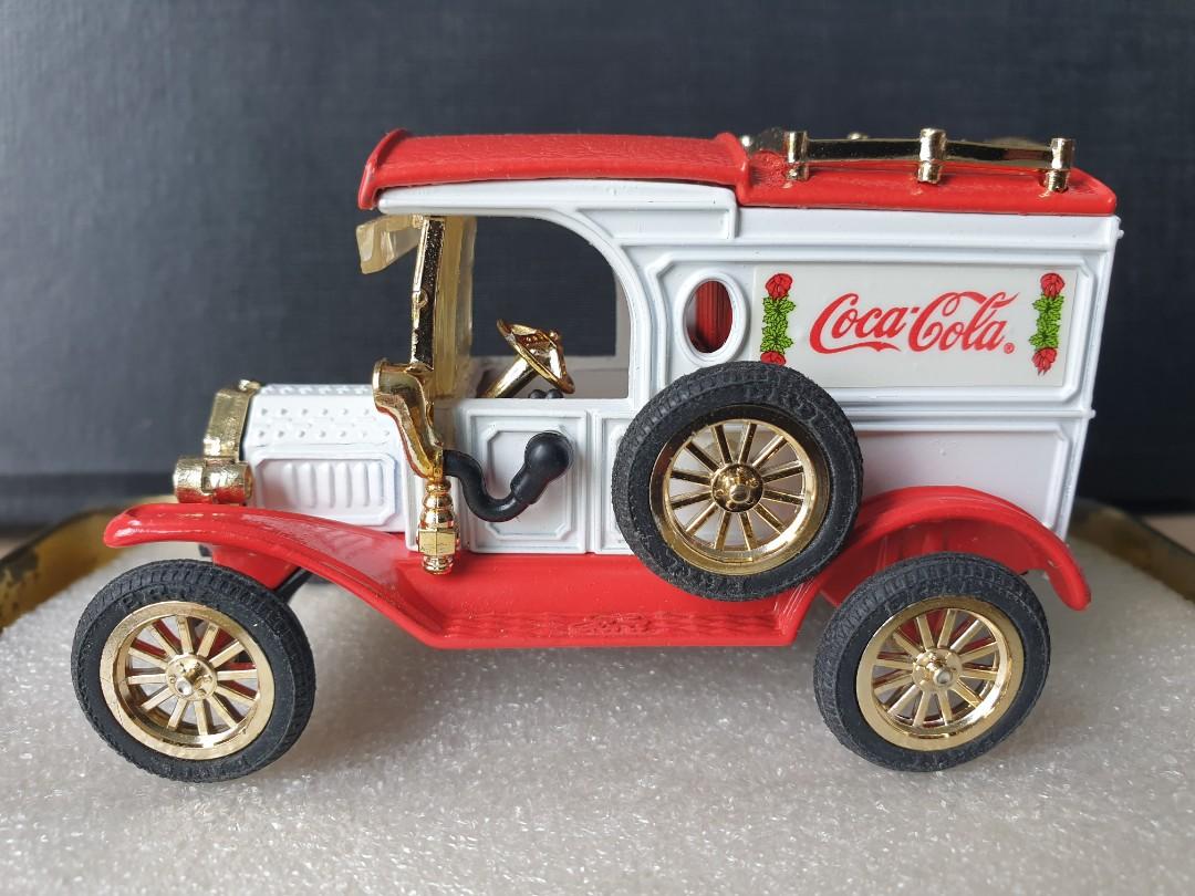 Coca-Cola vintage van (Christmas edition!), Hobbies & Toys, Memorabilia ...