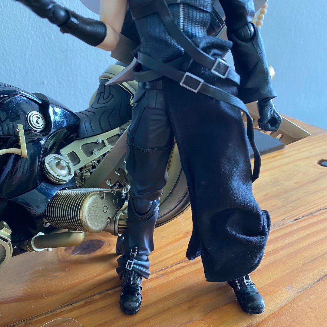 FINAL FANTASY VII ADVENT CHILDREN PLAY ARTS -KAI- CLOUD STRIFE & FENRIR ...