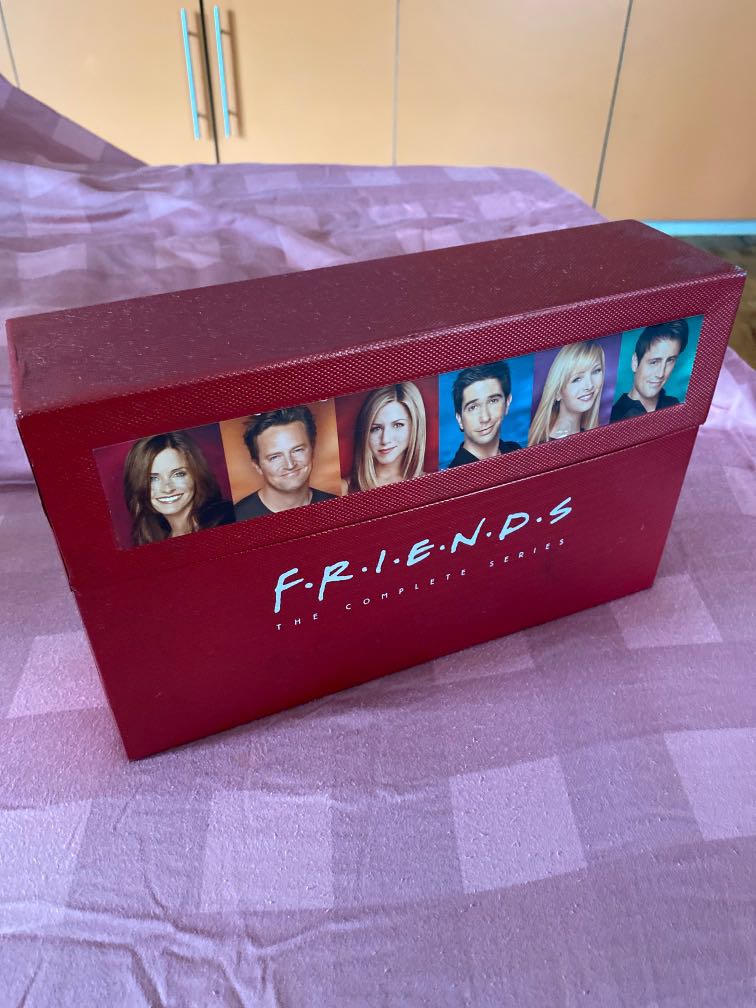 Friends dvd box set, Hobbies & Toys, Music & Media, CDs & DVDs on Carousell