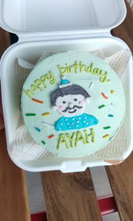 HALAL CUSTOM ROLL CAKE, Food & Drinks, Homemade Bakes on Carousell